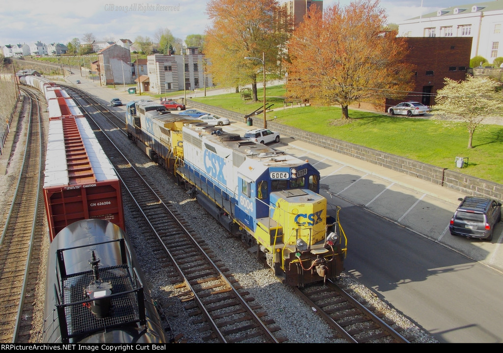 CSX 6004 and 7697